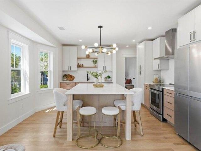 condo with 3 bedroom, Watertown MA DLS102825858