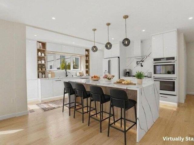 condo with 3 bedroom, Watertown MA ES103441846