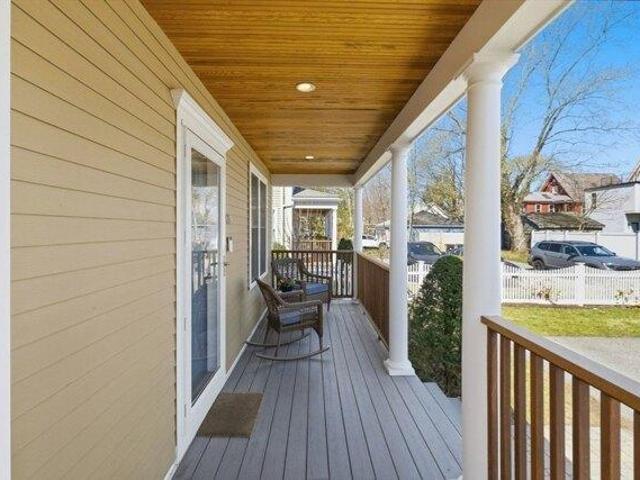 condo with 3 bedroom, Watertown MA ES103493599