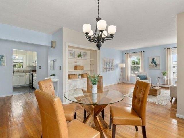 condo with 3 bedroom, Watertown MA ES103018595