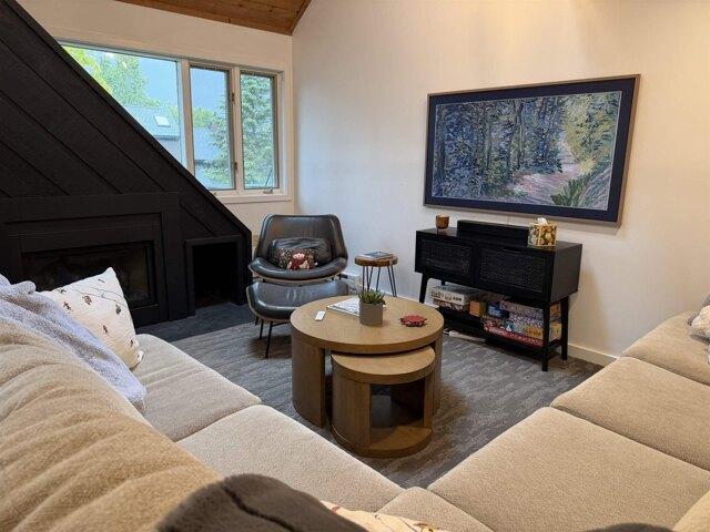 condo with 3 bedroom, Waterville Valley NH ES104920435