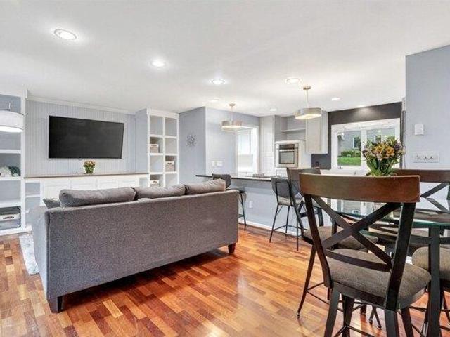 condo with 3 bedroom, Wayland MA ES103017991