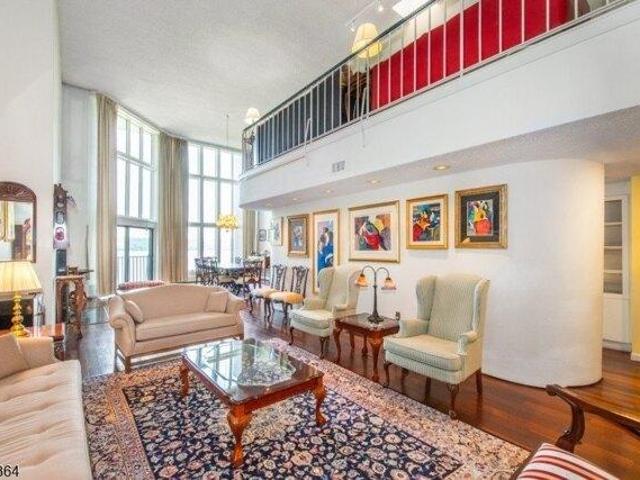 condo with 3 bedroom, Wayne NJ DLS102256970