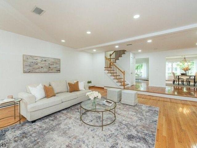 condo with 3 bedroom, Wayne NJ ES104853330