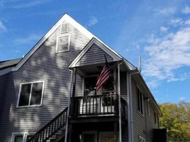 condo with 3 bedroom, Webster MA ES104444090