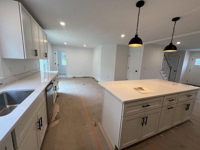 condo with 3 bedroom, Webster MA ES105105959