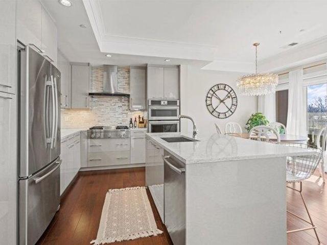 condo with 3 bedroom, Weehawken NJ DS102317595