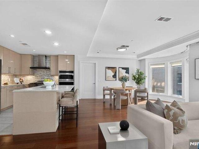 condo with 3 bedroom, Weehawken NJ DS104375646