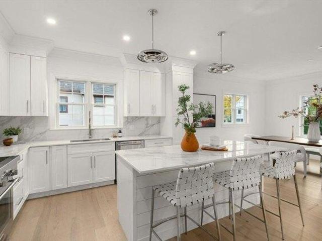 condo with 3 bedroom, Wellesley MA ES104834807