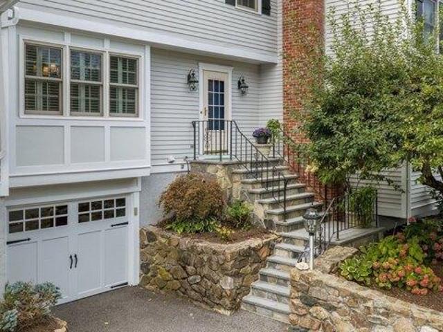 condo with 3 bedroom, Wellesley MA ES105493466