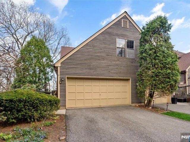 condo with 3 bedroom, West Milford NJ DS102723829