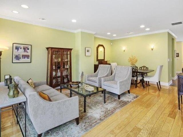 condo with 3 bedroom, West New York NJ ES104376309