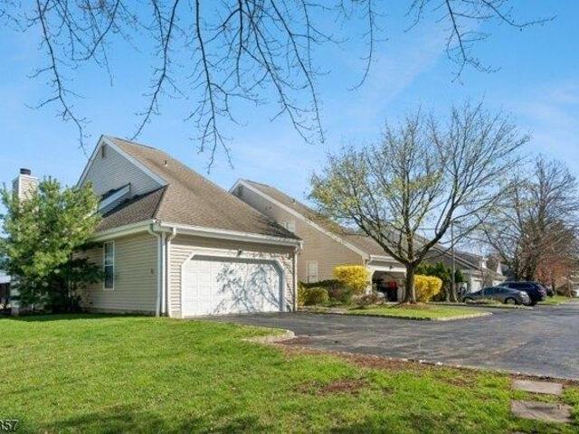 condo with 3 bedroom, West Orange NJ DLS102477970