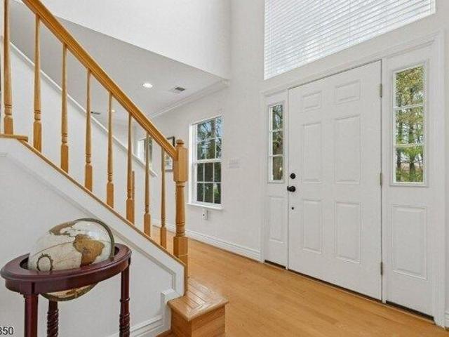 condo with 3 bedroom, West Orange NJ DLS102728596