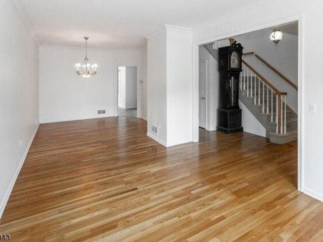 condo with 3 bedroom, West Orange NJ ES104236291