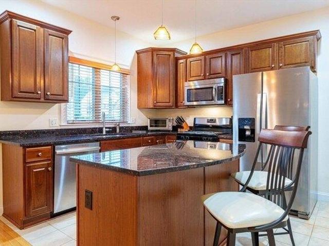 condo with 3 bedroom, West Boylston MA ES105113225