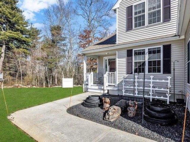 condo with 3 bedroom, West Bridgewater MA ES104650141