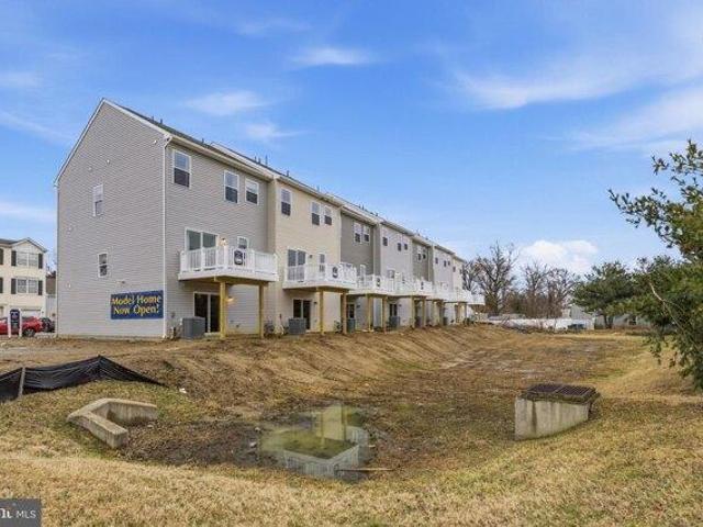 condo with 3 bedroom, West Deptford NJ DLS101780990