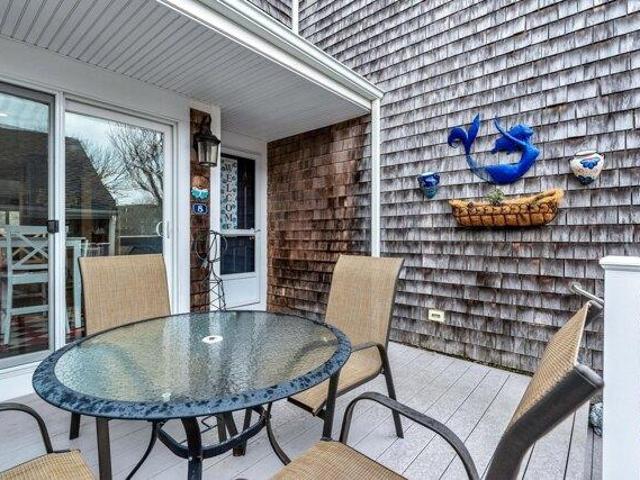 condo with 3 bedroom, West Harwich MA ES103250854