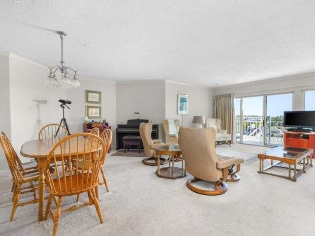 condo with 3 bedroom, West Harwich MA ES105155804