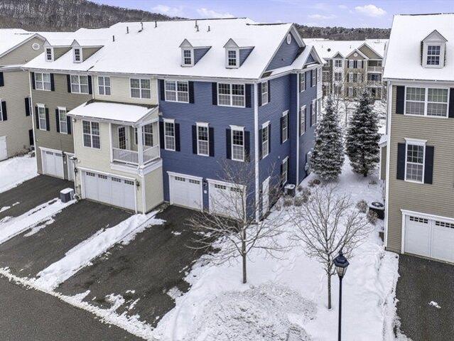 condo with 3 bedroom, Westborough MA DS103073520