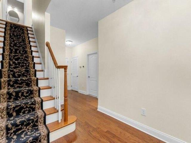 condo with 3 bedroom, Westborough MA ES103102370
