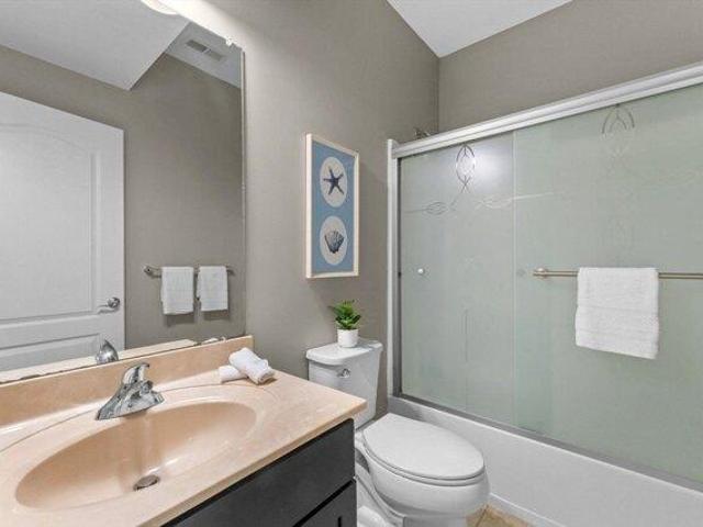 condo with 3 bedroom, Westborough MA ES105205457