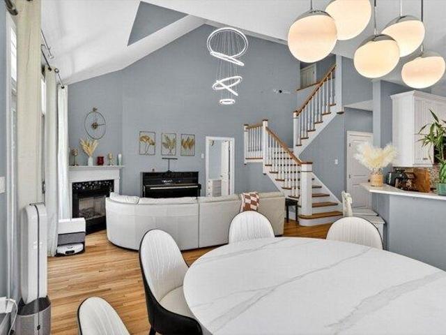 condo with 3 bedroom, Weston MA ES103588663