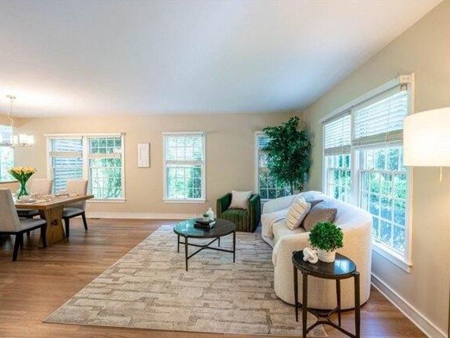 condo with 3 bedroom, Weston MA ES104514766