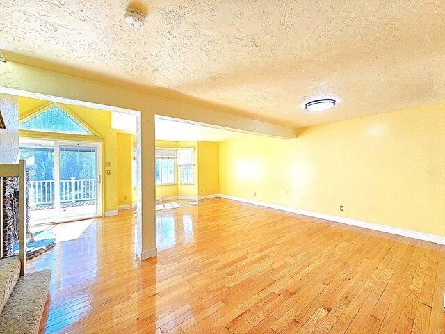 condo with 3 bedroom, Weymouth MA DS102828020