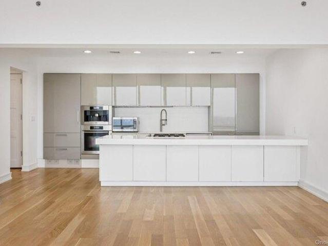 condo with 3 bedroom, White Plains NY DS101801517
