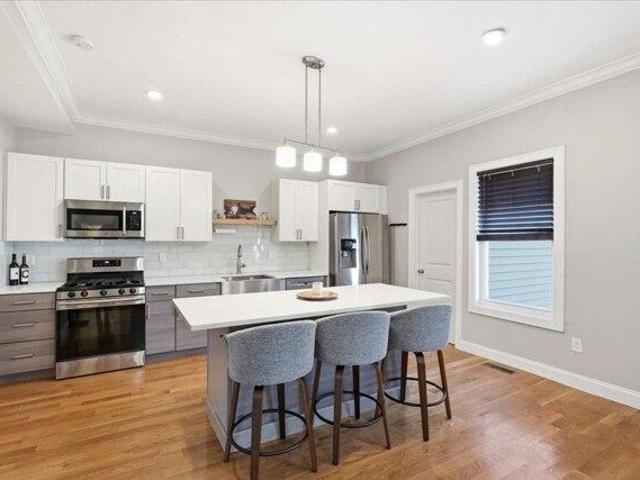 condo with 3 bedroom, Winthrop MA ES105174065