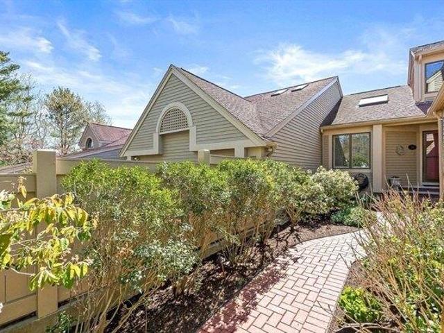 condo with 3 bedroom, Winchester MA DS103443267
