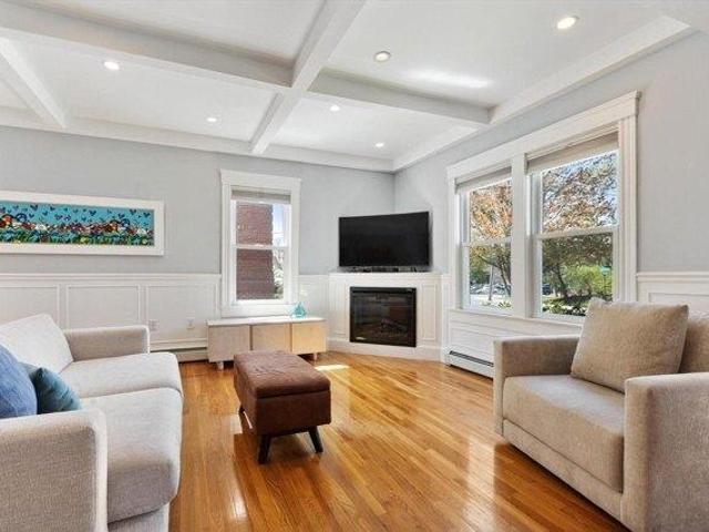 condo with 3 bedroom, Winchester MA ES103709875