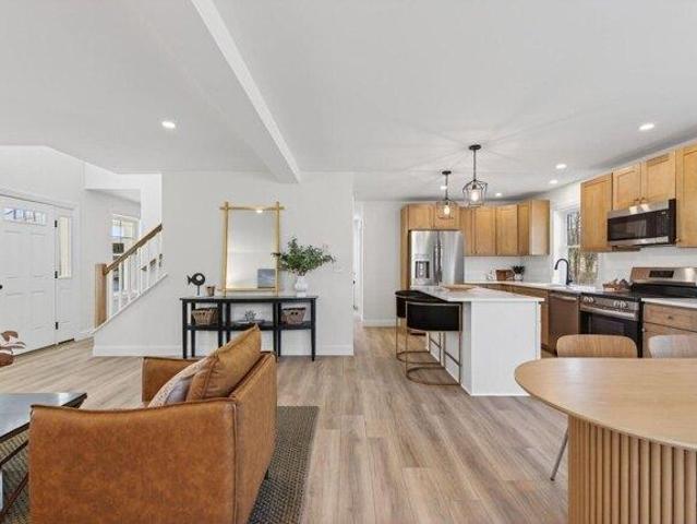 condo with 3 bedroom, Windham ME DS103887620