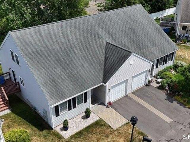 condo with 3 bedroom, Windsor CT ES105117414