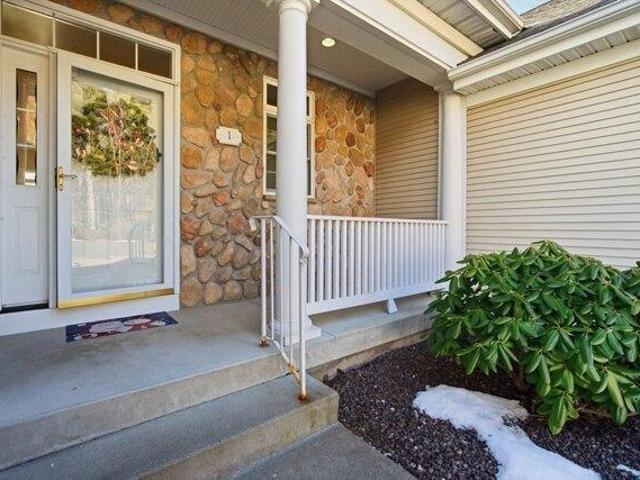 condo with 3 bedroom, Wilbraham MA DLS102823092