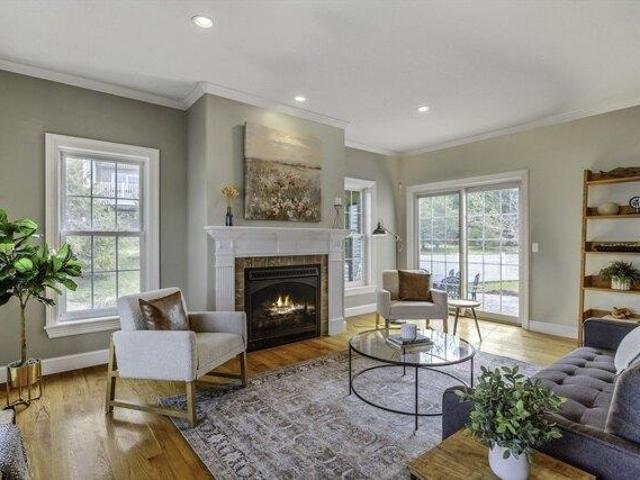 condo with 3 bedroom, Wilbraham MA DS102121757