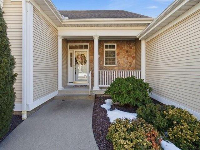 condo with 3 bedroom, Wilbraham MA ES102823092