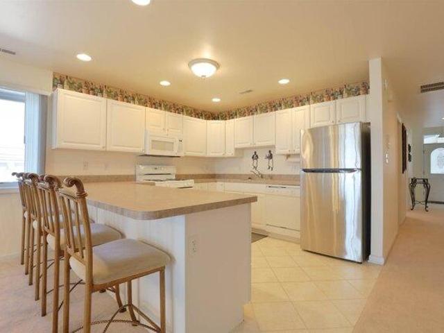 condo with 3 bedroom, Wildwood Crest NJ DS103619526