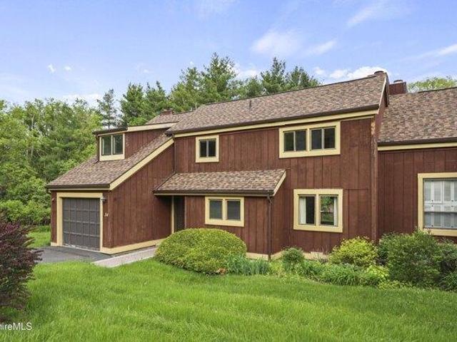 condo with 3 bedroom, Williamstown MA DLS102961433