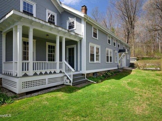 condo with 3 bedroom, Williamstown MA DS102779330