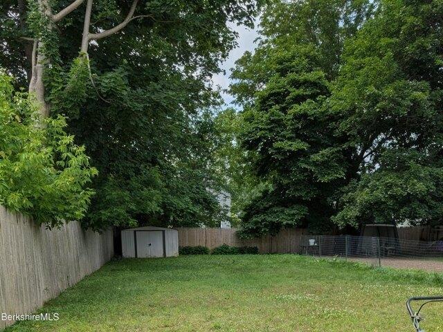 condo with 3 bedroom, Williamstown MA DS104112571