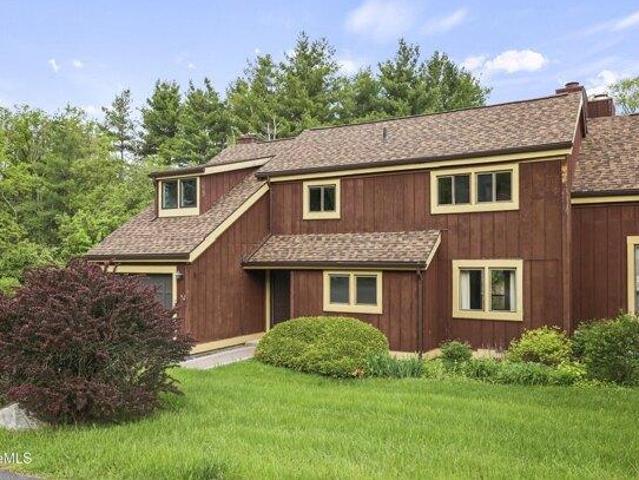 condo with 3 bedroom, Williamstown MA ES102961433