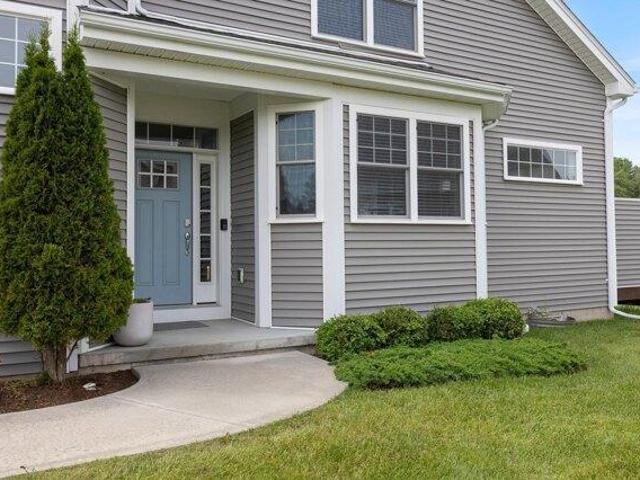 condo with 3 bedroom, Williston VT ES103929902