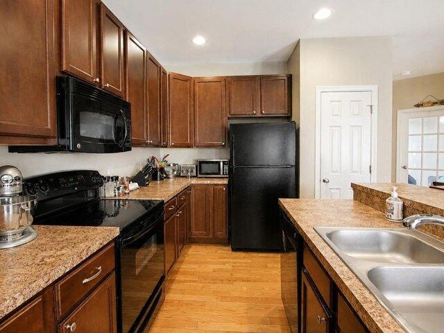 condo with 3 bedroom, Williston VT ES104852089