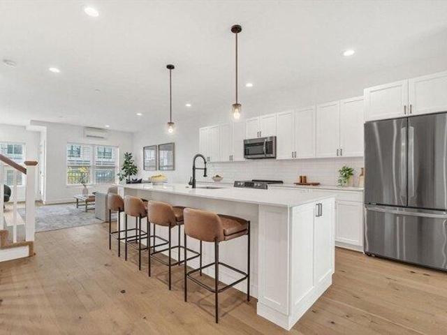condo with 3 bedroom, Wilmington MA DS104407737