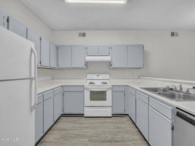 condo with 3 bedroom, Wilmington NC ES104902480