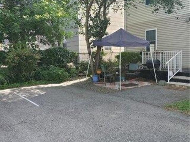condo with 3 bedroom, Woonsocket RI DS104409576