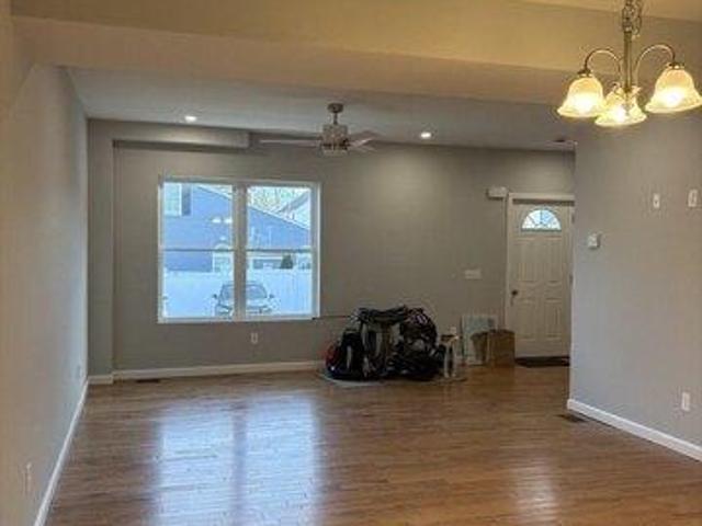 condo with 3 bedroom, Woonsocket RI ES105143271